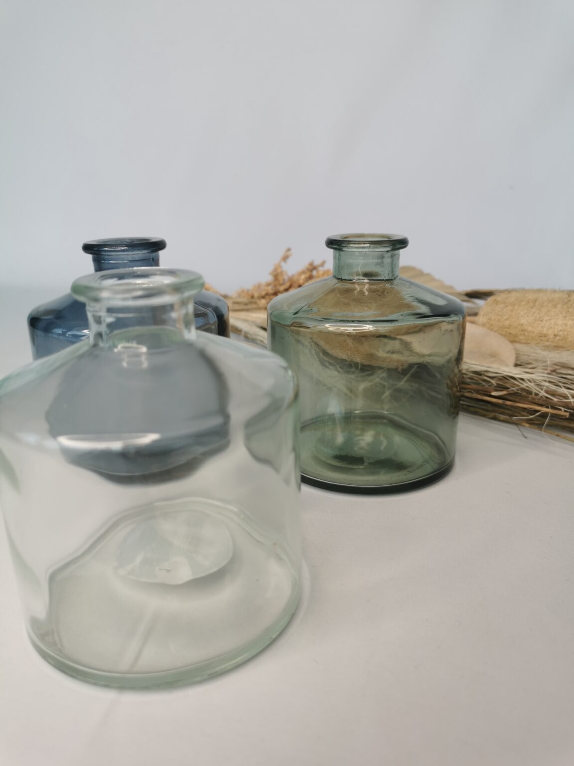 Vase vert - Loc’Inspire – Location de mobilier & de décoration pour vos ... Vase vert - Loc’Inspire – Location de mobilier & de décoration pour vos ...