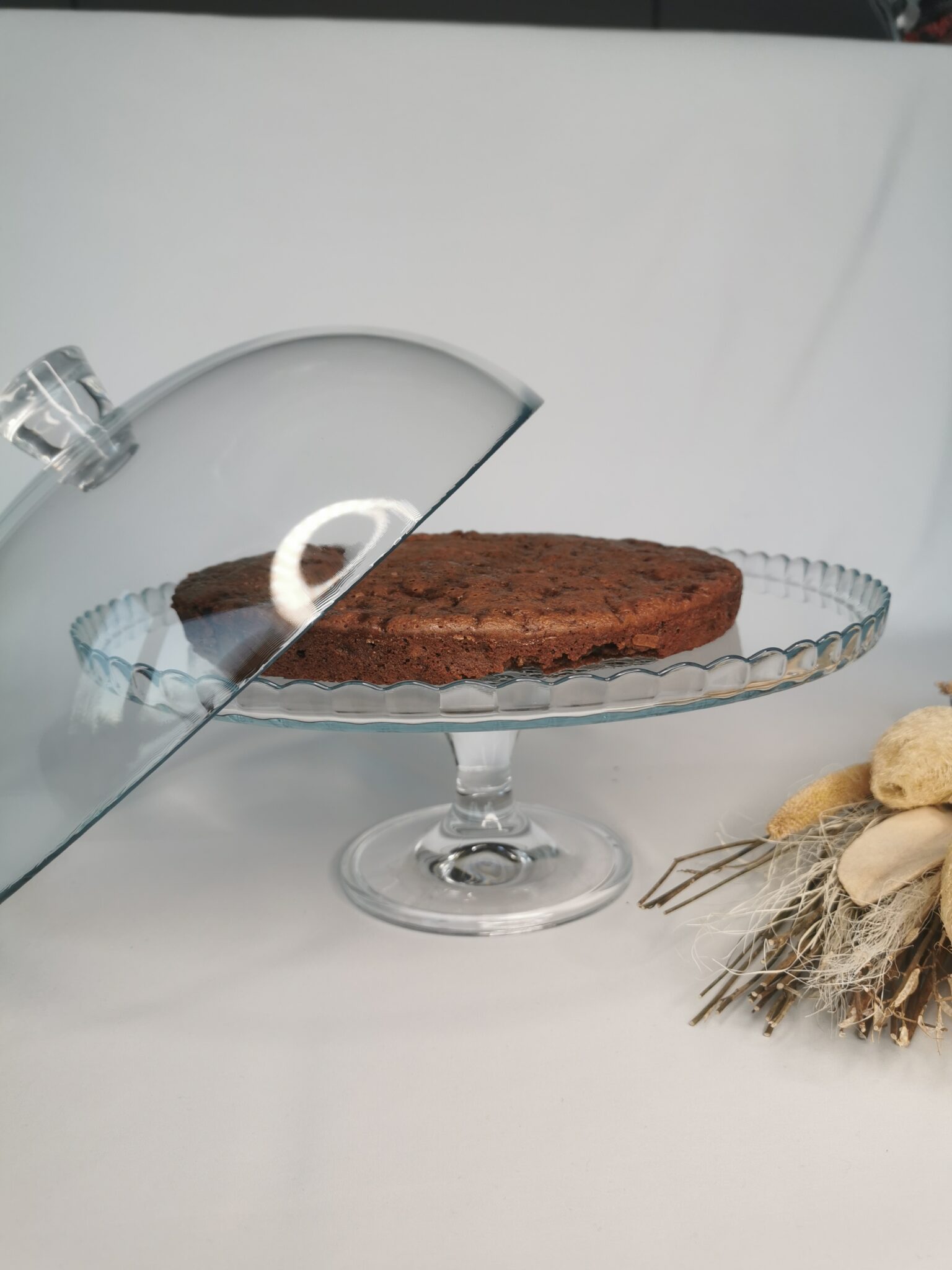 Cloche présentoir à gateaux - Loc’Inspire – Location de mobilier & de ...